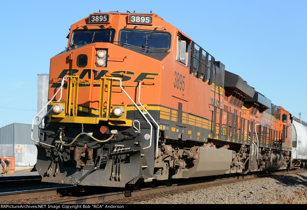 BNSF 3895